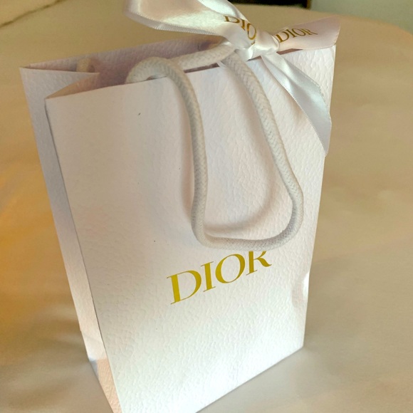 Dior | Bags | Brand New Authentic Textured Christian Dior Shopping Bag ...